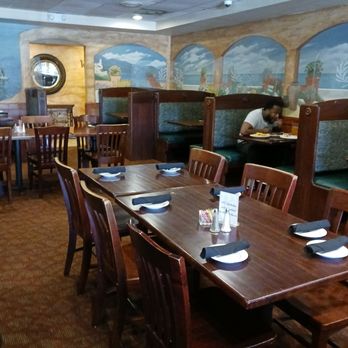 HAZELWOOD INN - Updated December 2025 - 190 Photos & 204 Reviews - 4937 ...