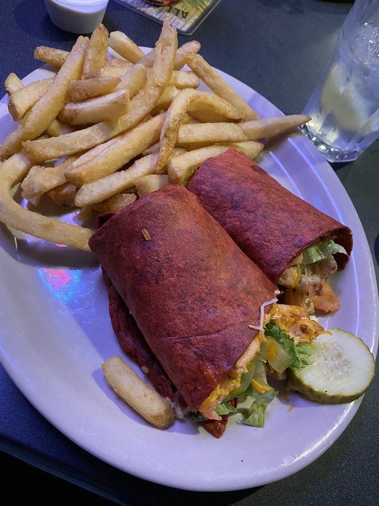 BIG RED RESTAURANT & SPORTS BAR - 35 Photos & 31 Reviews - 8100 Cass St ...