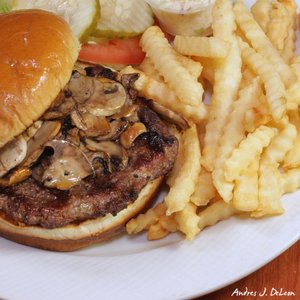 BLUE LINE LOUNGE & GRILL - 317 Photos & 773 Reviews - Lounges - 1548 N ...