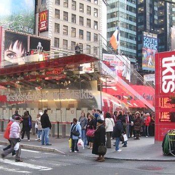 RED STAIRS TIMES SQUARE - Updated January 2026 - 70 Photos - 200 W 47th ...