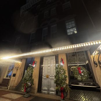 CAPRICCIO - Updated December 2025 - 385 Photos & 392 Reviews - 2 Pine ...