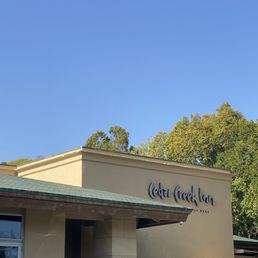 CEDAR CREEK INN - Updated May 2025 - 1186 Photos & 1126 Reviews - 20 ...