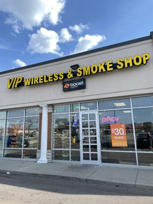 VIP SMOKE SHOP - SPRINGFIELD PIKE - Updated May 2025 - 15 Photos ...