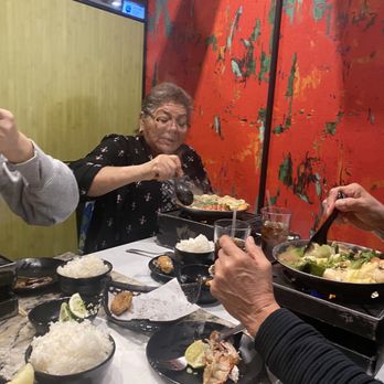 J POT MINI HOT POT & BAR - Updated April 2024 - 1239 Photos & 739 ...