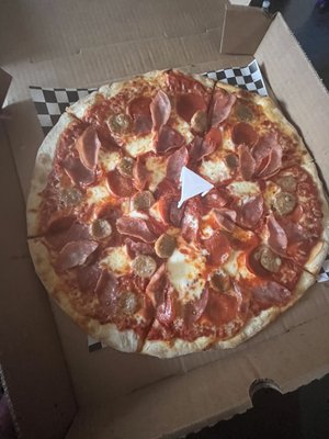 SUPREMO PIZZA - 18 Reviews - 7355 S 900th E, Midvale, Utah - Pizza ...