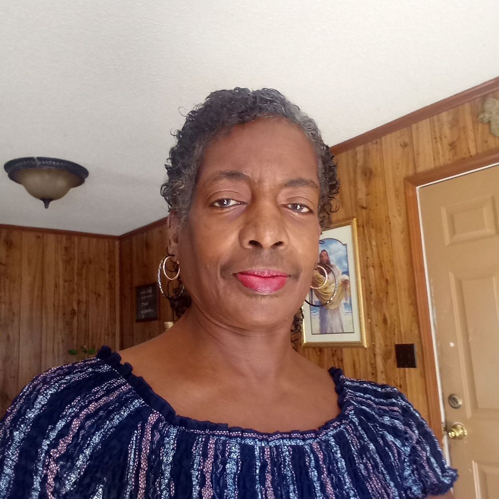 Lisa Nuckolls's Instagram, Twitter & Facebook on IDCrawl