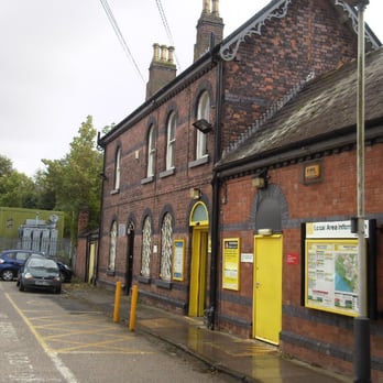 AIGBURTH STATION - Mersey Road, Liverpool, Merseyside, United Kingdom ...