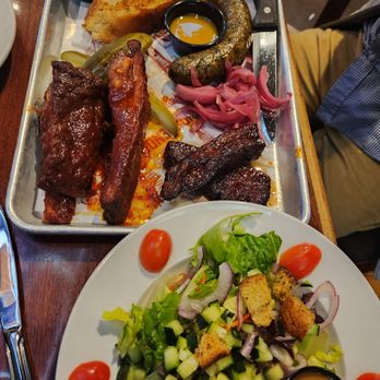 GREAT BASIN BREWING CO. - RENO - Updated June 2024 - 1011 Photos & 971 ...