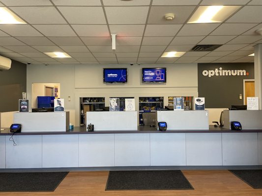 OPTIMUM - Updated March 2026 - 71 Reviews - 719 Sergeant Palmateer Way ...