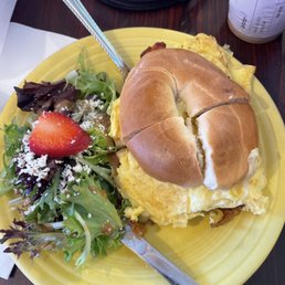 YELLOW MUG COFFEE LOUNGE - Updated July 2024 - 113 Photos & 142 Reviews ...