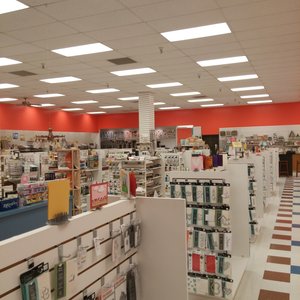 BARNES & NOBLE BOOKSTORE - Updated July 2025 - 12 Reviews - 1201 42 St ...