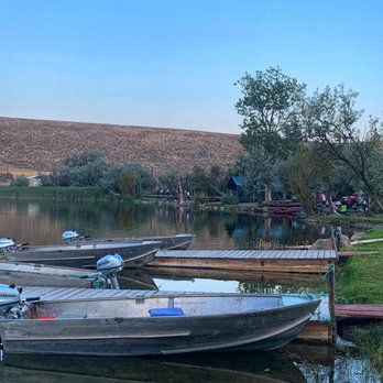 BLUE LAKE RESORT - Updated August 2024 - 123 Photos & 10 Reviews ...