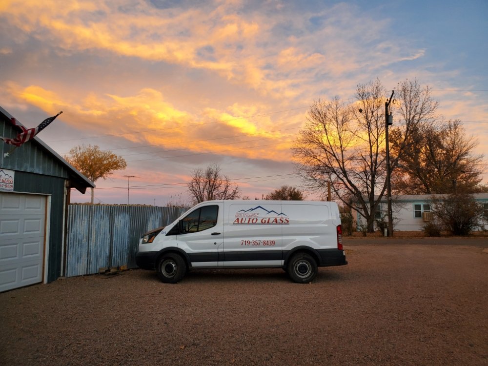 SKYLINE AUTO GLASS - Updated September 2025 - 30 Photos - 455 Oak St ...