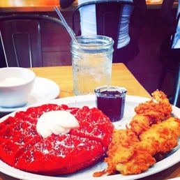KUZZOS CHICKEN & WAFFLES - Updated July 2025 - 695 Photos & 824 Reviews ...