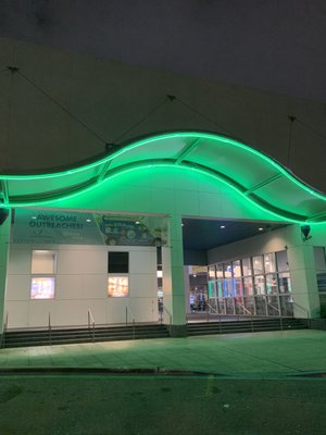 AUTONATION IMAX 3D THEATER - Updated December 2024 - 83 Photos & 108 ...