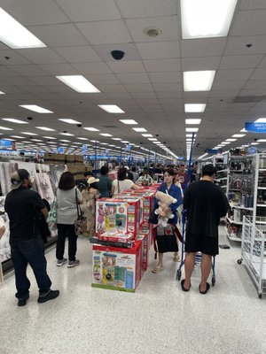 ROSS DRESS FOR LESS - 24 Photos & 20 Reviews - 199 Chalan San Antonio ...