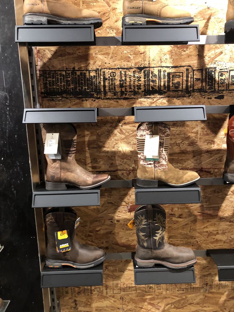 PURPOSE BUILT HOME OF THE TRADES - Updated October 2025 - 50 Photos ...