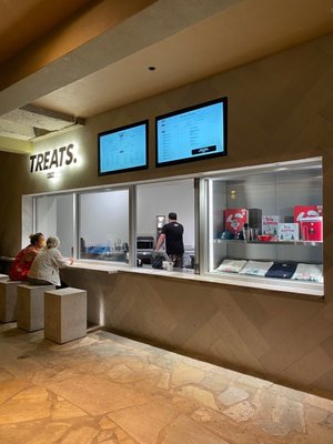 KITH - Updated March 2025 - 144 Photos & 60 Reviews - 2301 Kalakaua Ave ...