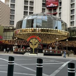 CAROUSEL BAR - Updated July 2025 - 94 Photos & 34 Reviews - 1 Main St ...