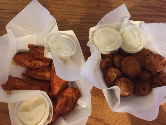 CHARIOT PIZZA - 71 Photos & 127 Reviews - 3930 N Flowing Wells Rd ...