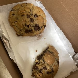 BROTHER COOKIE - 28 Photos & 18 Reviews - Food Delivery Services - 401 ...