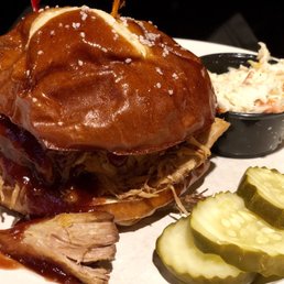 GABBY GOAT AMERICAN PUB & GRILL - Updated July 2024 - 268 Photos & 378 ...