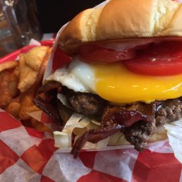 SAM’S TAVERN - Updated January 2026 - 239 Photos & 427 Reviews - 400 ...