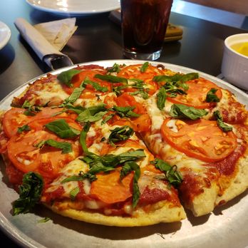 MACKENZIE RIVER PIZZA CO. - Updated October 2025 - 146 Photos & 226 ...