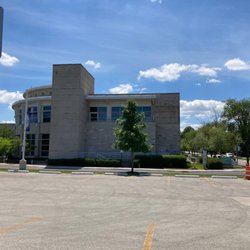 ELMHURST PUBLIC LIBRARY - 69 Photos & 81 Reviews - 125 S Prospect Ave ...