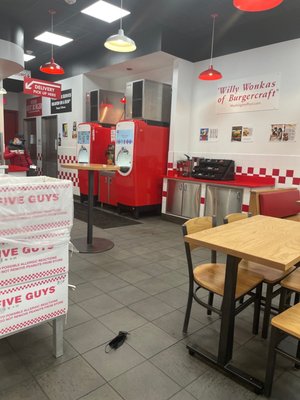 FIVE GUYS - Updated May 2025 - 35 Photos & 30 Reviews - 101 Hudson St ...