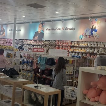 MINISO - Updated 05/2025 - 105 Photos & 24 Reviews - 6708 S Texas 6 ...