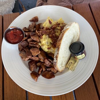 WATER’S TABLE - Updated March 2025 - 1133 Photos & 717 Reviews - 1053 ...