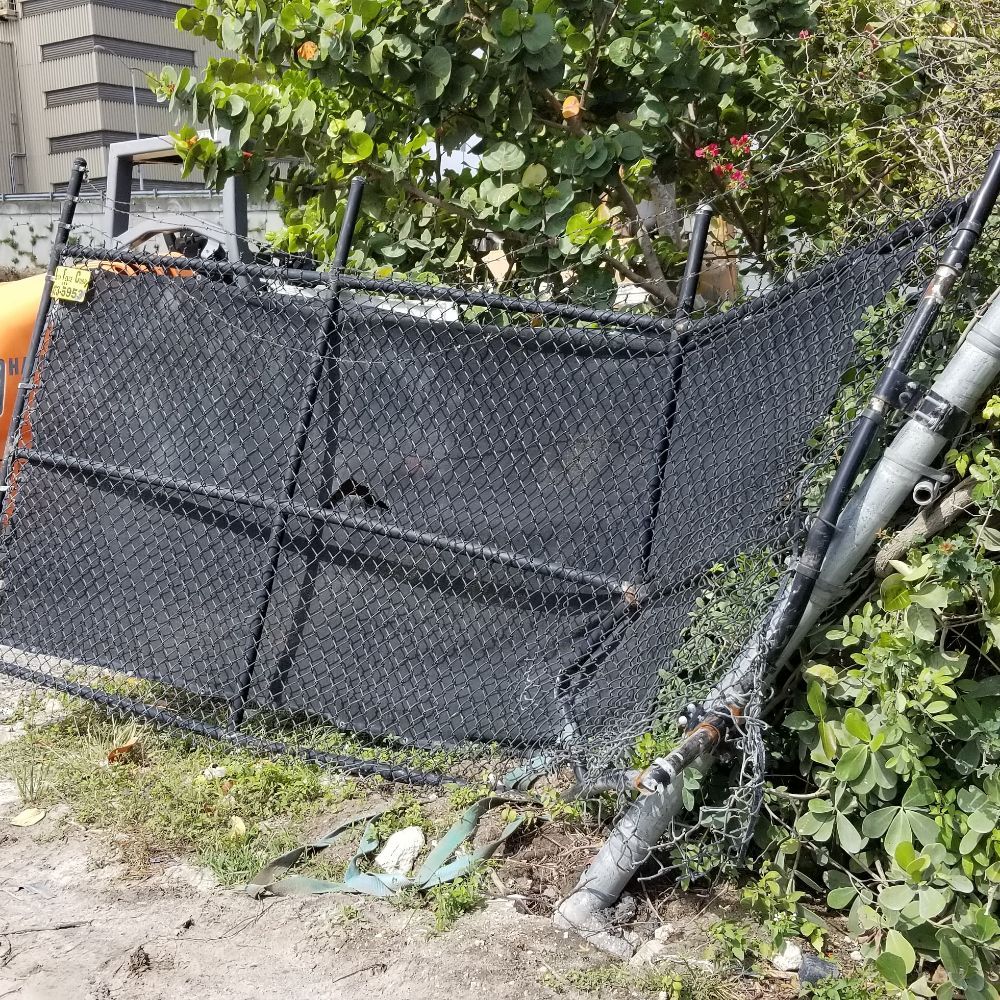 MARIO’S FENCE REPAIR - 26 Photos - Fences & Gates - 1950 Banks Rd ...