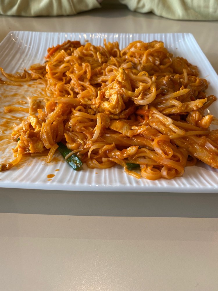 BEN THANH VIET-THAI RESTAURANT - Updated October 2025 - 77 Photos & 64 ...