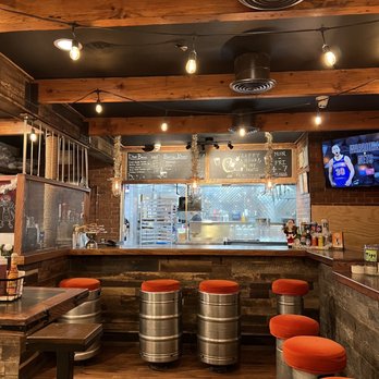 DYCKMAN DOGS - Updated April 2025 - 92 Photos & 38 Reviews - 105A ...