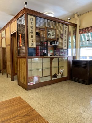 GOLDEN CHICKEN INN - TEMP. CLOSED - 210 Photos & 172 Reviews - 701 S ...