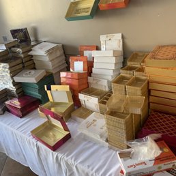 KABILA SWEETS AND RESTAURANT - Updated July 2024 - 359 Photos & 401 ...