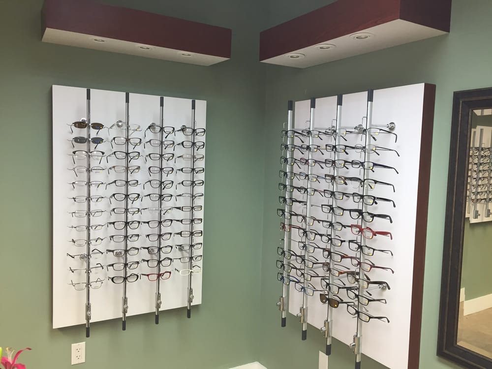 BEACON CENTER EYE CARE OF DORAL - Updated January 2026 - 17 Reviews ...