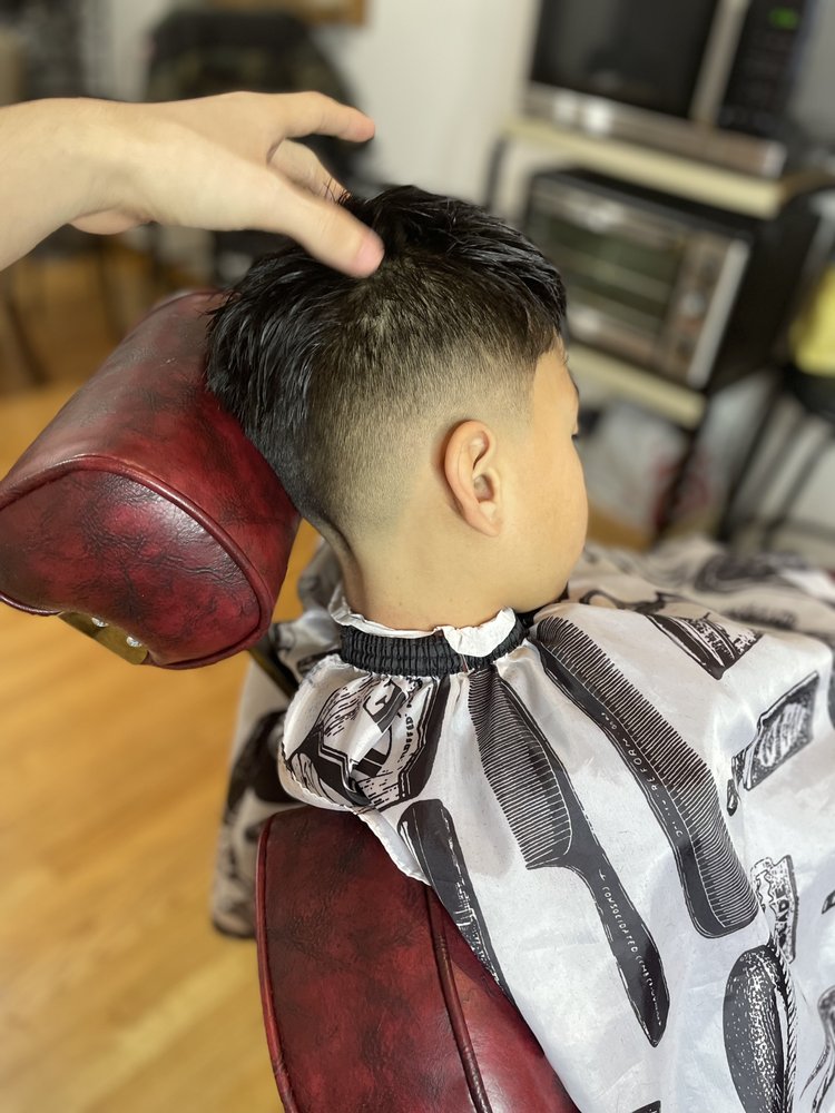 AARON BLENDZ IT - Chicago, Illinois - Barbers - Phone Number - Yelp