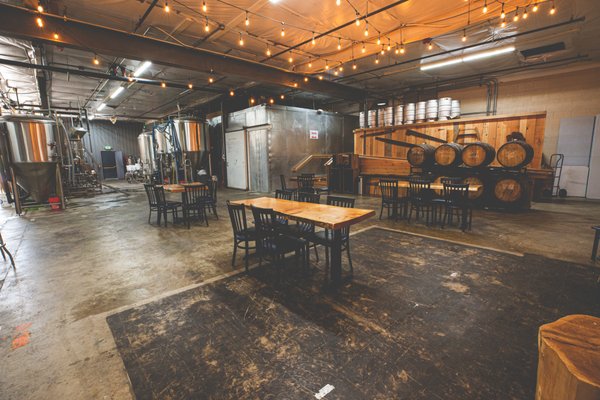 WESTERN RED BREWING - Updated August 2024 - 110 Photos & 49 Reviews ...