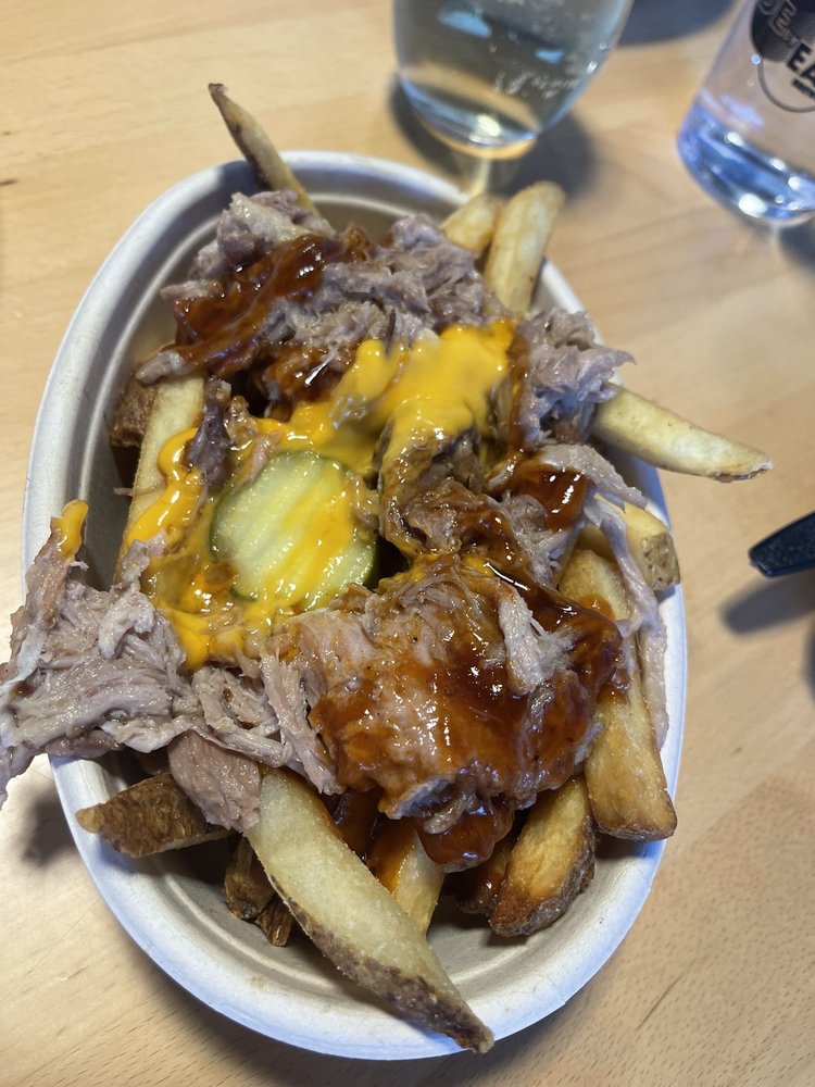 PINKY D’S POUTINE - Updated October 2025 - 40 Photos & 28 Reviews ...