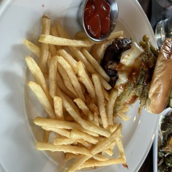 HAZELWOOD FOOD AND DRINKS - Updated September 2024 - 1273 Photos & 990 ...