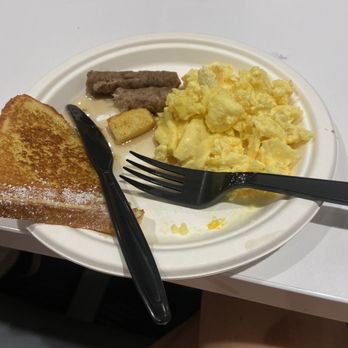 CENTERPOINTE DINING COMMONS - Updated December 2025 - 41 Photos & 13 ...