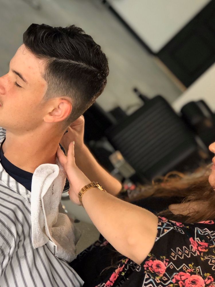 THE MANE CUT - Updated October 2025 - 25 Photos - 18479 US 41 N, Lutz ...