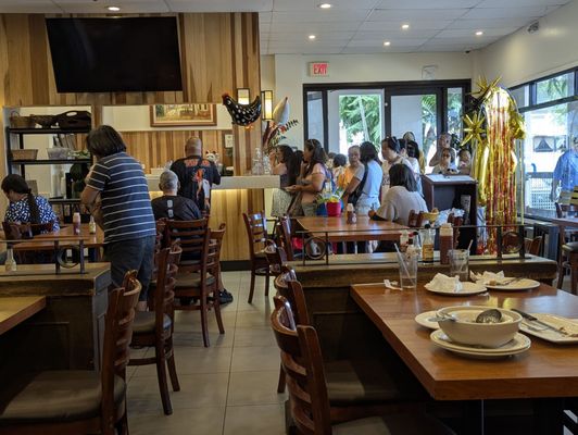 MAX’S RESTAURANT - WAIPAHU - Updated December 2025 - 1352 Photos & 490 ...