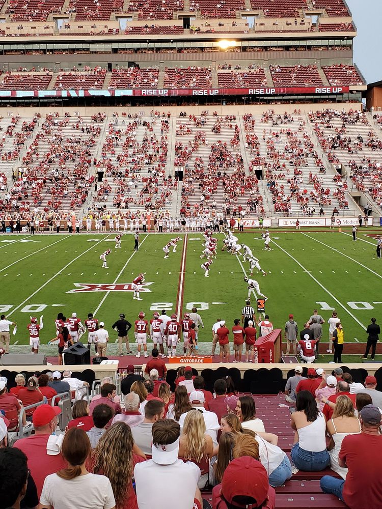 THE GAYLORD FAMILY OKLAHOMA MEMORIAL STADIUM - Updated August 2024 ...