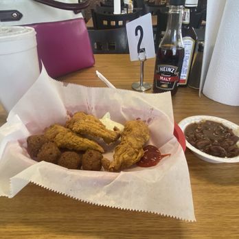 SAMI’S SOUTHERN KITCHEN - Updated October 2024 - 80 Photos & 93 Reviews ...