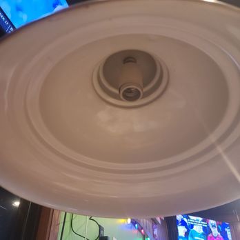 TOUCANS ALE HOUSE - Updated April 2025 - 126 Photos & 266 Reviews ...