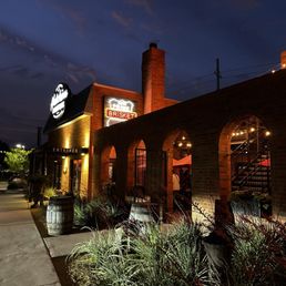 THE ORIGINAL ROY HUTCHINS BARBEQUE - Updated December 2025 - 738 Photos ...