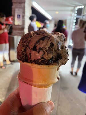 THE SWEET OASIS - Updated June 2025 - 138 Photos & 215 Reviews - 7549 W ...